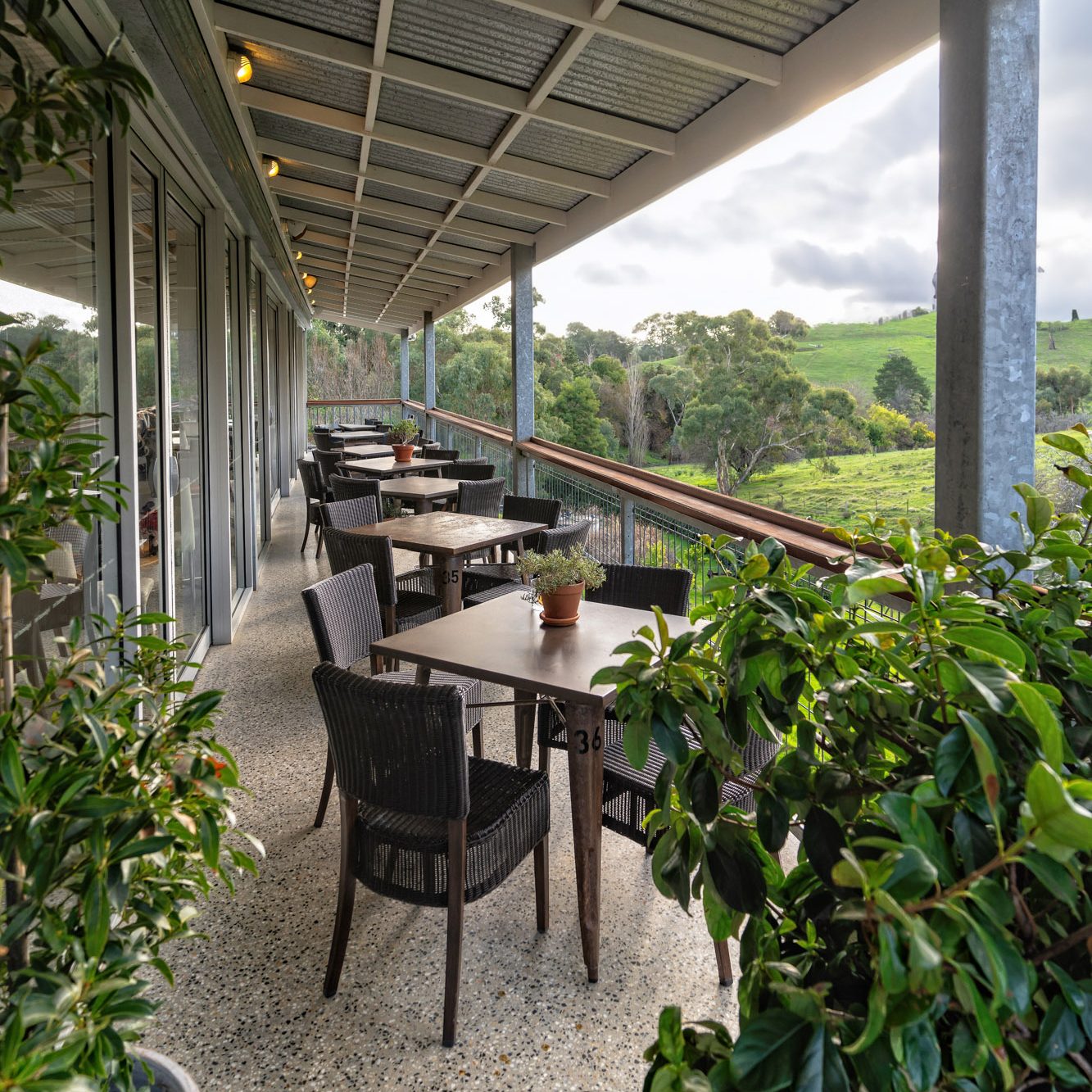 Adelaide Hills Pub with a View | Inglewood Inn